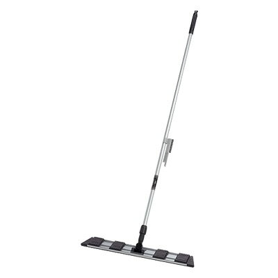 【仕様】 規格：45cm 全長×幅：1506×453mm 材質:頭/アルミ ハンドル/アルミ、ポリプロピレン ●ヘッドが斜め形状になっているので、掃除しにくい隅もき れいに拭けます。 ●シートに付いたゴミやホコリをかき取るラバーブラシ付き。