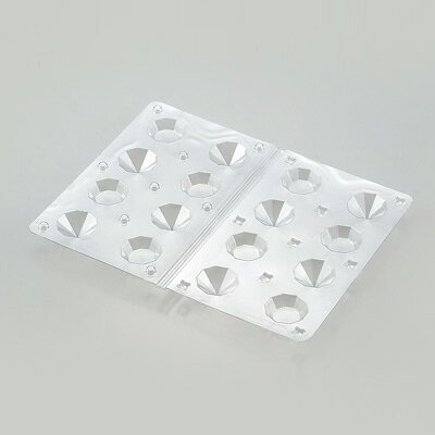 【仕様】 サイズ：185×240mm 出来上がり寸法:約φ31×31×H22mm 材質:PET樹脂(耐熱60℃/耐冷-10℃) ●2つの面を折り曲げ、合わせると立体的なボール型のチョコレートができます。■メーカー希望小売価格はメーカーカタロ...