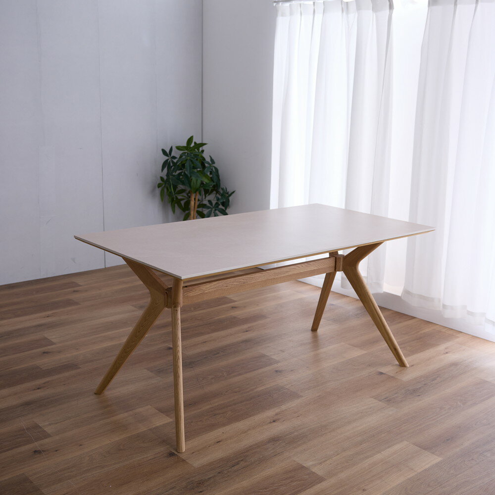 【Web限定商品】 傷に強いセラミック天板、脚は天然オーク材クを使用しています。 商品名 シールド 150 ダイニングテーブル サイズ 全体：約W1500×800×H720mm 色 天板：アイボリー脚：オーク 材質 セラミック天板、天然オー...