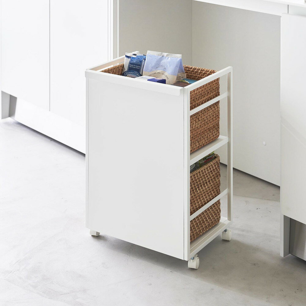 商品名山崎実業 TOWER 目隠しワゴン カラー/型番ホワイト：4810ブラック：4811 サイズ幅42cm×奥行32cm×高さ60cm 重量7.1kg 材質本体：スチール(粉体塗装) 生産国中国 梱包サイズ幅63.7cm×奥行7.5cm×...