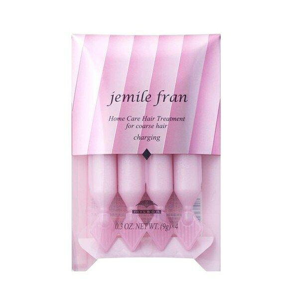 【商品名】 ↑ジェミールフラン　ダイヤチャージング3 9g×4本 【ブランド】 ジェミールフラン 【JAN】 4954835136808 【商品説明】 ●普通・硬毛の方にサロントリートメントの後、ラスティングヴェールを補給する自宅用のスペシ...
