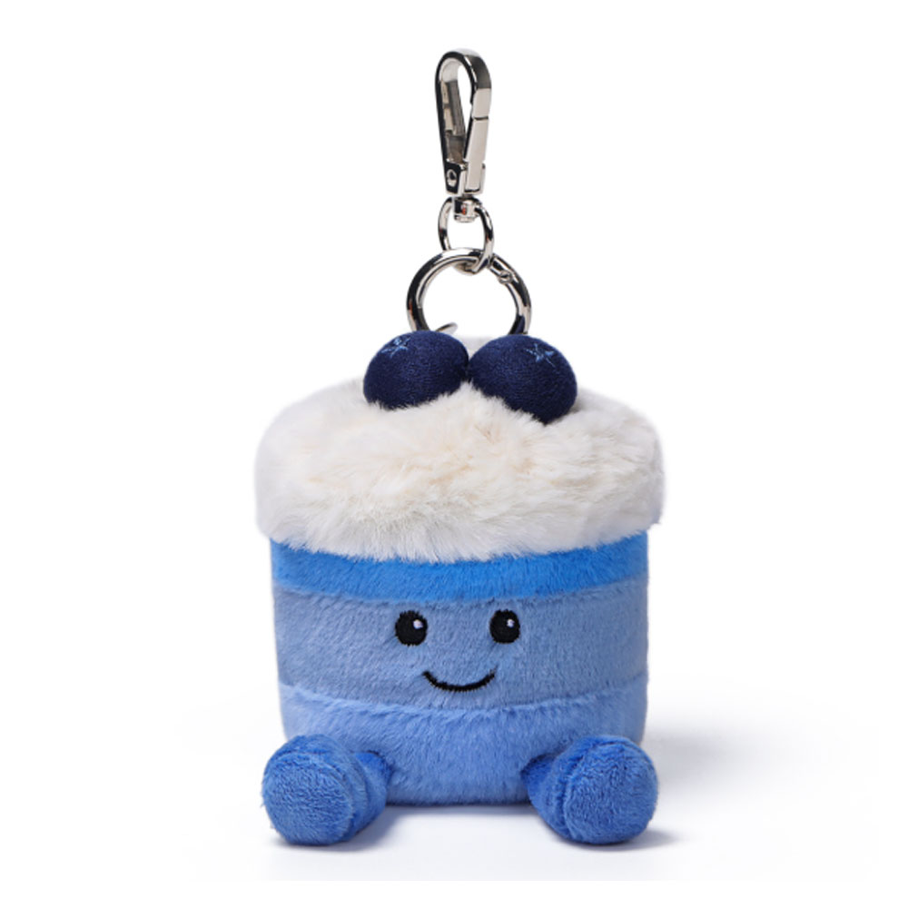 MC600207 McHugs Blueberry Cake Bag Charm 愛とぬくもりから生まれたやさしいぬいぐるみブランド、McHugs（マックハグス）の 『ケーキ』のバッグチャーム♪ ～日本正規輸入代理店からの直接仕入品です～ ...