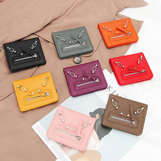 他のカラーをご希望の方はこちら おまかせラッピングをご希望の方はこちら レビュークーポンをご希望の方はこちら安心ショッピングサービスはこちら 商品番号 W2305247 素材 レザー サイズ （約） 縦10.5cm×横9cm×マチ1.5cm...