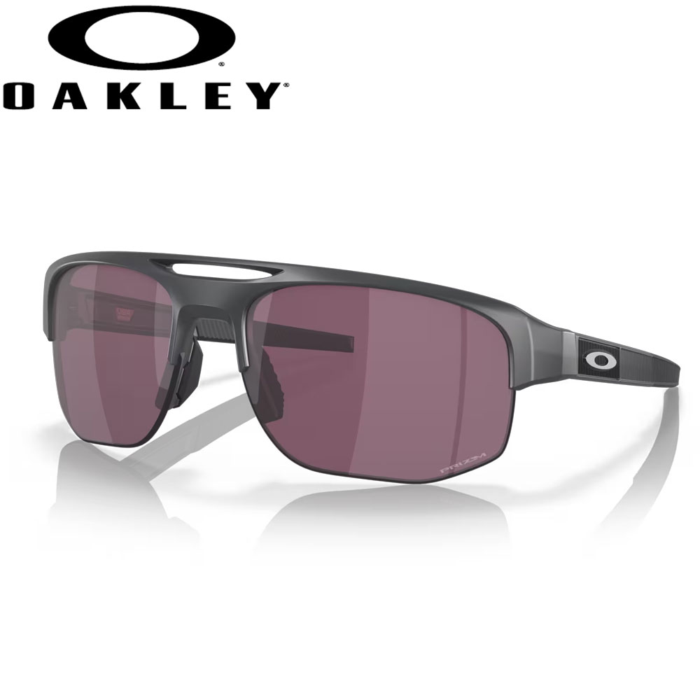 性能を追求しスポーツデザインの新たなアプローチを 見せる、Oakley Mercenary（マーセナリー）は、パフ ォーマンスアイウェアの次元を高めます。 スムースな ダブルブリッジ構造が目を引くデザインは、大ぶりで 丸みをおびたレンズシェ...
