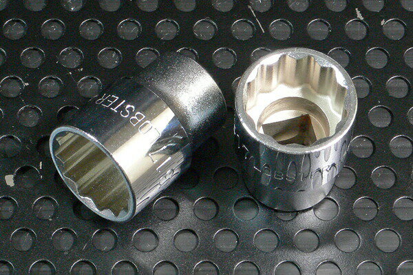 特長 12角ソケットで、差込角は9.5mm(3/8")です。 ラチェットハンドルを用いて使用してください。 対辺寸法 (S) 8.0mm 先外径(D) 11.7mm 軸外径(d) 17.0mm 深さ(h) 6.0mm 高さ(H) ...