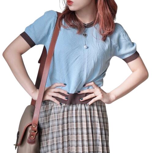 サイズ 総丈 肩幅 袖丈 バスト FREE 48cm 36cm 20cm 92cm (COLOR)1color ・LIGHT BLUE×BROWN (CONDITION RANK) SS:新品アイテム (DETAIL) ・伸縮性有り