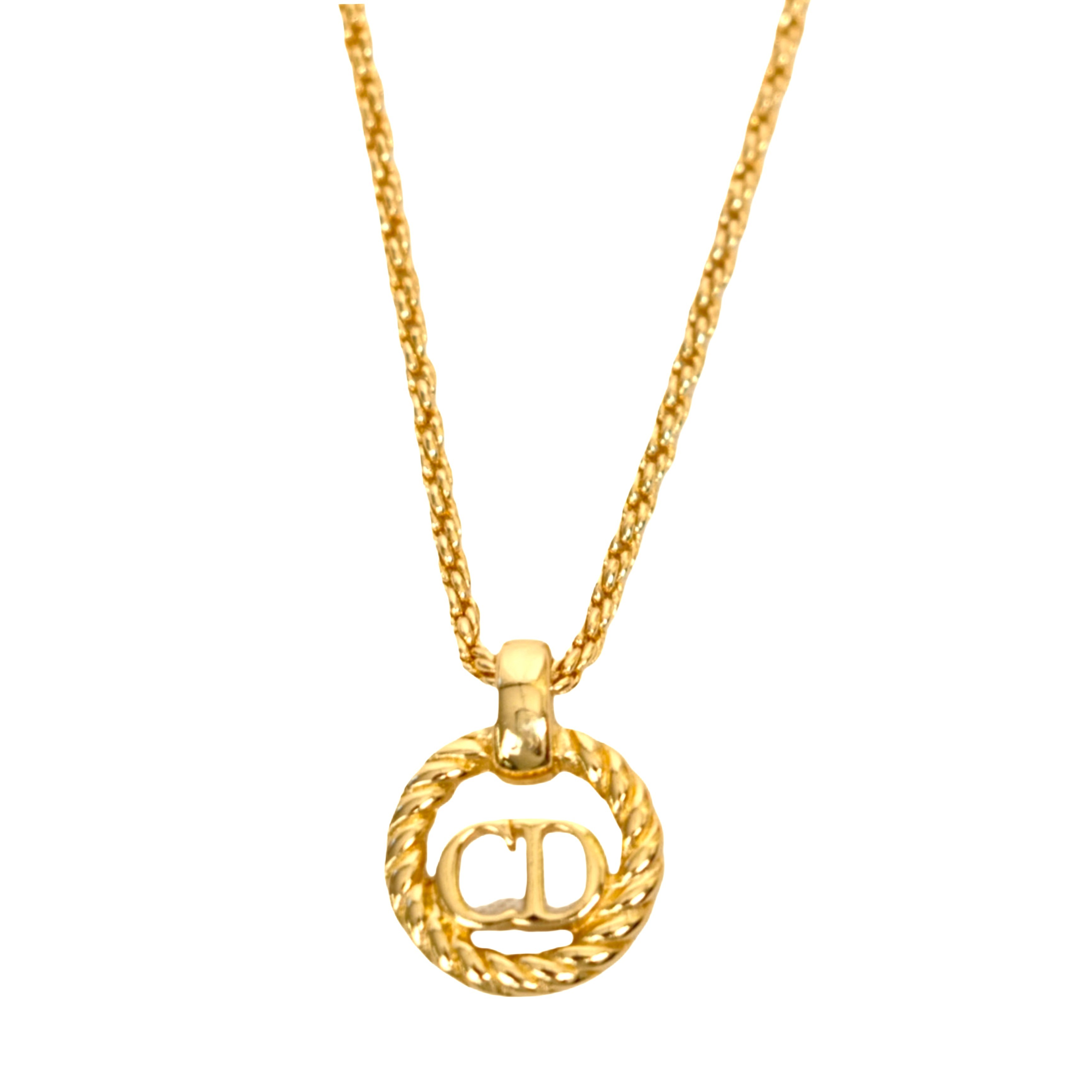 ブランド / BRANDCHRISTIAN DIOR商品名 / PRODUCT NAMECDロゴ ネックレス商品番号 / ITEM NUMBER13192866シリアルナンバー / SERIAL NUMBER-サイズ / SIZE全長:38...