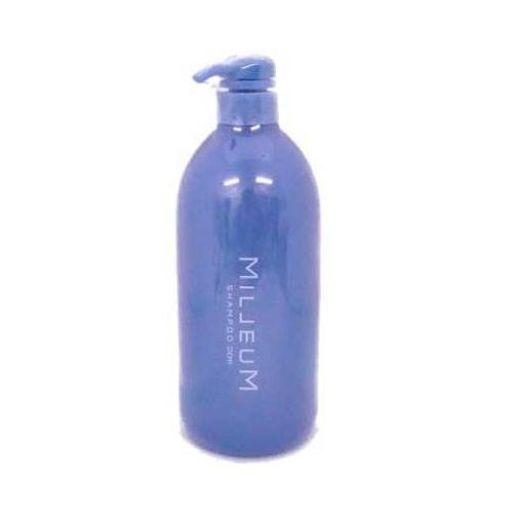 原産国 : 日本 内容量 : 800mL 商品サイズ (幅X奥行X高さ) : 9cmx9cmx22.5cm 質量 : 800g