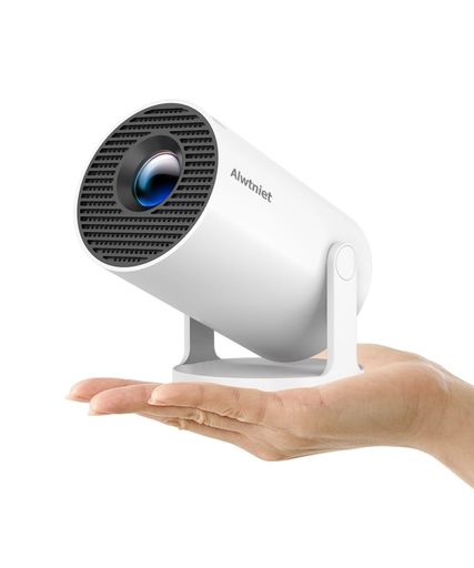 家庭用 【27000ルーメン高輝度・4K対応】家庭用プロジェクターは、独自技術により最大27000LMの高輝度を実現。1080PフルHD解像度と複雑な色の細部にも対応し、繊細な描写で映像を忠実に再現します。白い壁に投影しても明暗のディテール...