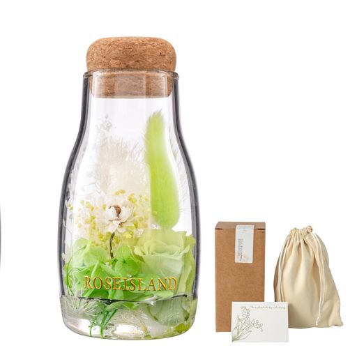 プリザーブドフラワープレゼント:枯れないバラ生花に特殊加工を施した長期間楽しめるお花です。風合いと色の鮮やかさが、まるで生花のようです。水やりも不要で、手軽に楽しめるのでとても人気があります。このバラを恋人に贈りましょう、彼女に対する純粋で...