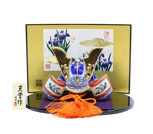 サイズ:高さ7cm 材質:陶器 ●男の子の成長と幸福を願って飾る開運縁起出世の五月飾り●手軽に飾れるコンパクトサイズ●飽きがこず、何年も使っていただける本格派