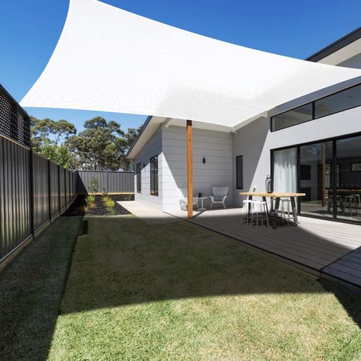 【抜群のUVカット】当社のサンシェードは、紫外線を最大98%カットする優れたUVプロテクション機能を備えています。直射日光を効果的に遮りながらも、適度な通気性を確保。ベランダや庭先を快適な日陰空間に変え、お家の雰囲気をグッとアップグレードし...