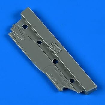 【中古】クイックブースト 48999 1/48 F-4B ファントム II テール フィン キャップ - 中期型（タミヤ用）【メーカー名】【メーカー型番】【ブランド名】ボイジャーモデル　Voyager Model 飛行機・ヘリコプター, お...