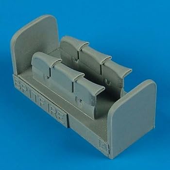 【中古】【未使用】クイックブースト 48419 1/48 スピットファイアMk.I/Ia/IIa フィッシュテイル型排気管（エアフィックス用）【メーカー名】【メーカー型番】【ブランド名】ボイジャーモデル　Voyager Model 飛行機・...