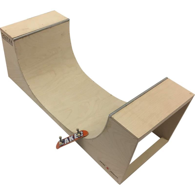 フィンガーボード ヴァートランプ Fingerboard Vert Rampサイズ：約H18XL50xW20cm化粧箱サイズ：約H19xL55xW21cm材質：本体：木材　コーピング：アルミ