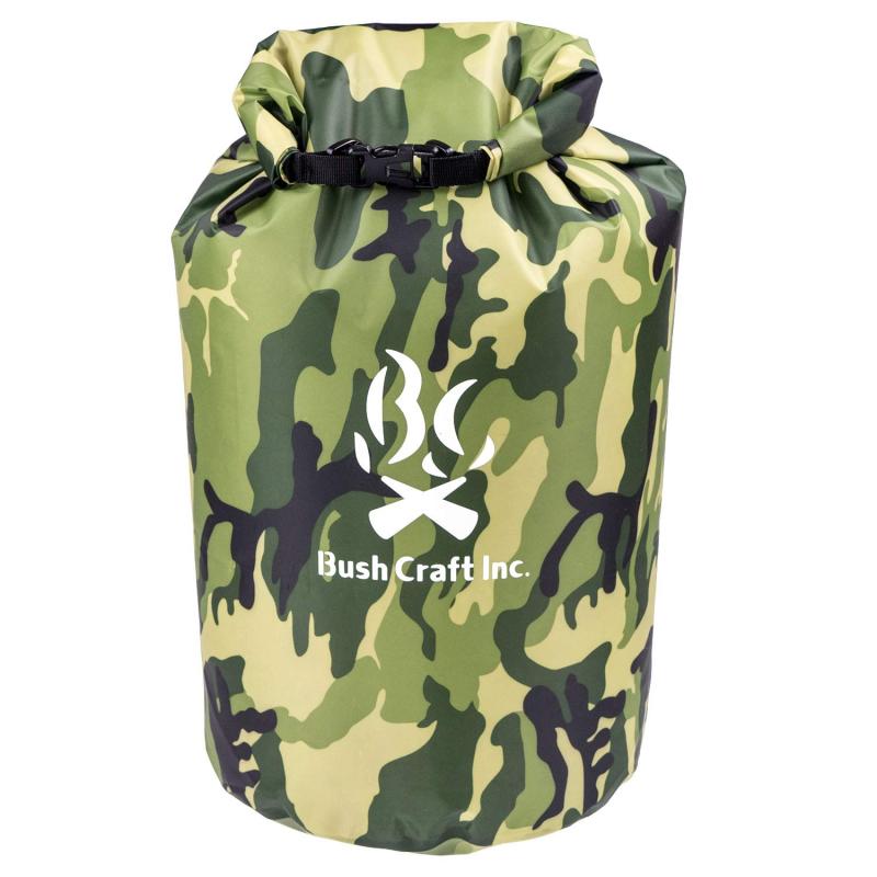 Bush raft ブッシュクラフト Bush raft(ブッシュクラフト) ドライバッグ 30L カモ 28【仕様】 寸法:約680x420mm最大容積:約30L重量:約190g主素材:表地・ポリエステル、裏地・塩化ビニル留め具:プラスチ...