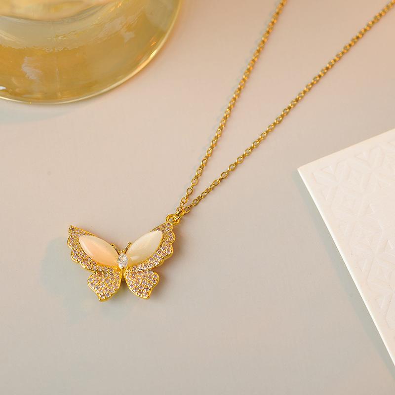 ・カテゴリ: ネックレス・スタイル: シンプル・スタイルカテゴリ: ファッション通勤・対象: レディース・素材: 銅・加工方法: メッキ・モチーフ: 蝶・チェーンタイプ: O字チェーン・長さ: 41cm〜50cm