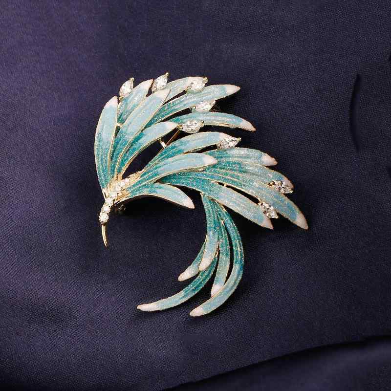 ・カテゴリ: ブローチ・スタイル: 中国風、文芸レトロ・素材: 合金・加工方法: ラインストーン装飾・流行要素: 羽、自然・機能: 多機能・カラー展開: 鳳翎羽ブルー、鳳翎羽ゴールド