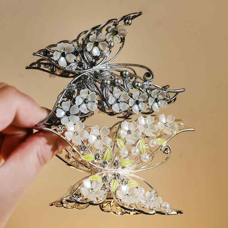 ・カテゴリ: ヘアアクセサリー・対象: レディース・スタイル: 日韓風・スタイルカテゴリ: 清楚系、甘め・加工方法: メッキ加工・ヘアクリップの種類: バンスクリップ・素材: 合金・カラー: ゴールド、ブラック・デザイン要素: リボン