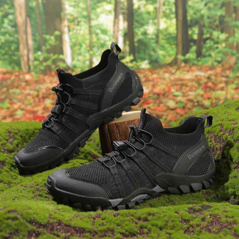 ・カテゴリ: 登山靴・装着方法: バックル・厚さ: 普通・裏地素材: メッシュ・対象年齢: 成人・対象性別: ユニセックス・履き口の高さ: ローカット・アウトソール素材: ゴム・ヒールの高さ: フラット・アッパー素材: 高弾性フライニット、...