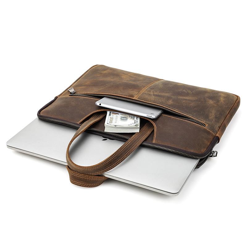 ・対応製品: MacBook Pro, MacBook Air・素材: 本革・タイプ: PCバッグ・カラー: ブラウン