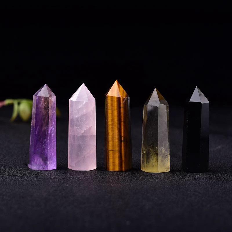 ・素材: 水晶 ・カテゴリ: 幾何学的形状 ・種類・サイズ展開: アメジスト 約5-6cm, アメジスト 約7-8cm, クリアクォーツ 約5-6cm, クリアクォーツ 約7-8cm, シトリン 約5-6cm, シトリン 約7-8cm, ロ...
