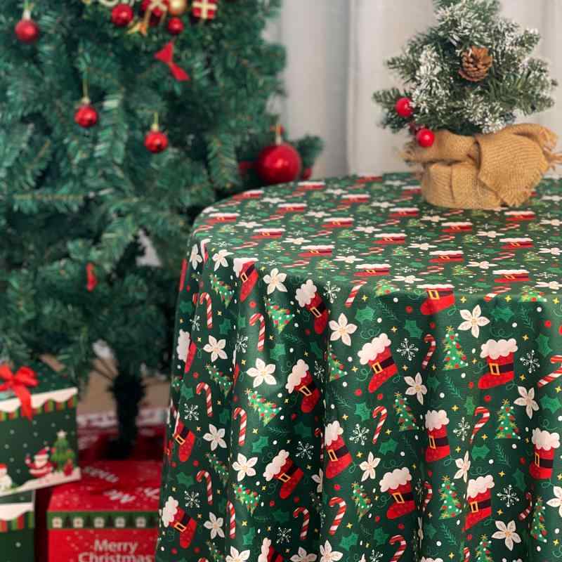 ・カテゴリ: テーブルクロス・素材: フランネル・スタイル: 北欧・機能: 装飾・カラー: クリスマス格子柄グリーン、交織ハート、クリスマススクエア柄レッド、幾何学ベージュ、クリスマス幾何学柄レッド、クリスマススノーソックス・サイズ: 60...