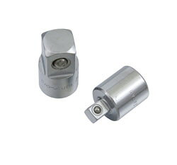 ITEM No. 差込角 D(mm) 全長(mm) 重量(g) 価格() JANコード 3221003 1/4(-)×3/8(+) 12.5 22 14 607155 3231002 3/8(-)×1/4(+) 16.5 26 22 680...