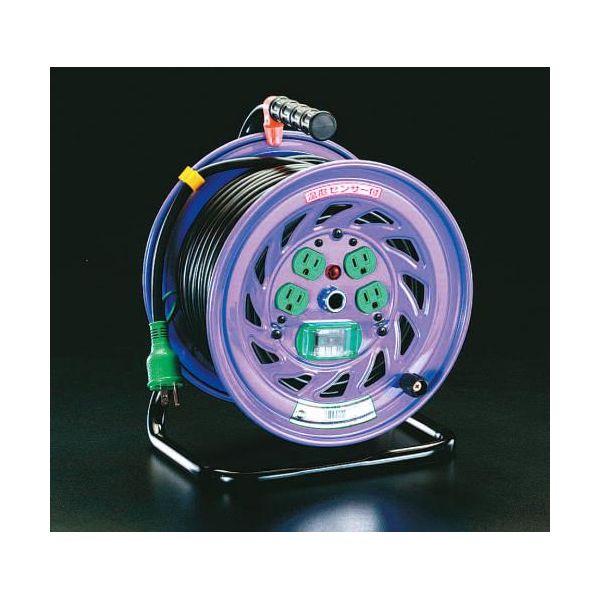 エスコメーカーお問い合わせ：06-6532-6226●コンセント数…4個●コンセント定格…2P・15A・125V 接地付●許容電流…22A（※ケーブルの能力値）●電線仕様…VCT2.0mm2×3心●漏電感度電流…15mA●コード長…30m●...