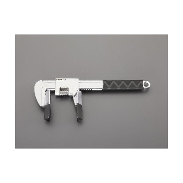 エスコメーカーお問い合わせ：06-6532-6226●六角・八角兼用●使用範囲…65〜135mm●くわえ部有効深さ…33mm●全長…285mm●これ1本でトラック・バスのいろんな機種に対応できます。