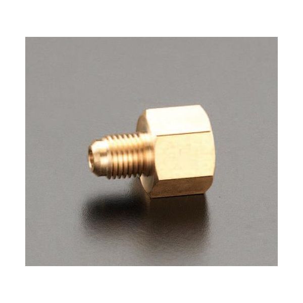 ●回収作業時等のR410Aサービスポート接続用です。●オス1/4”(UNF7/16-20)×メス5/16”(UNF1/2-20)●ムシ押し付　