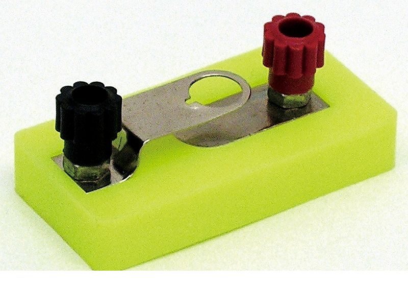 【商品説明】【商品サイズ】60×30×25mm【商品内容】【素材】プラスチック等 実験キット 豆電球 電子工作キット 工作材料 理科実験 小学生 教材 学校教材 自由研究 科学実験