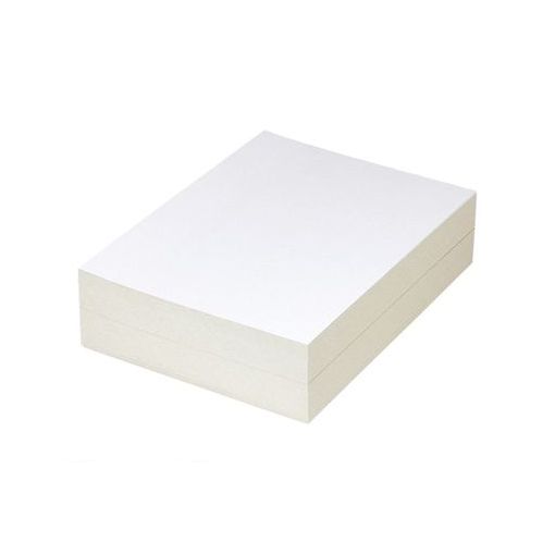 ●紙厚：0．7mm●坪量：520g／m2●材質：古紙70％使用●書類綴じはもちろん、POPや工作にも、幅広く使える丈夫なフリー素材。●入数：100枚