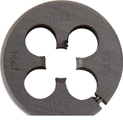 &nbsp; イシハシ精工 &nbsp; 072-982-0123 【仕様】●外径(mm):38.0●呼び寸:M10●ピッチ(mm):1.25●調整ねじ付き【特徴】●切り屑を逃がす穴を持った雌ネジ形の工具です。【材質仕上】●タングテン鋼(S...