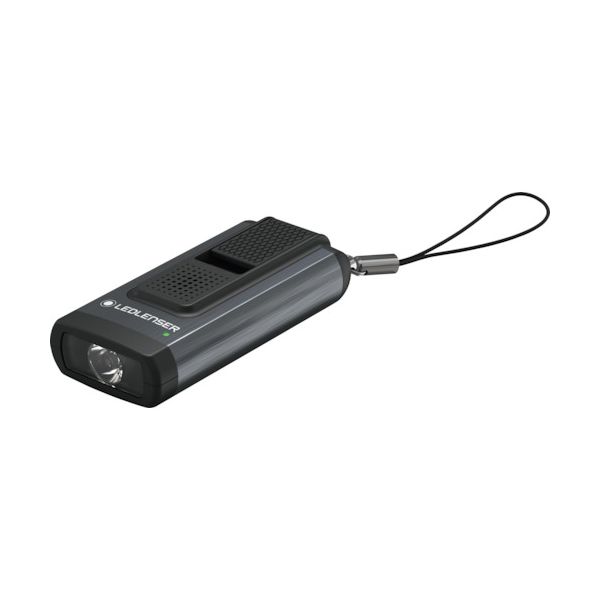 【商品説明】【特長】●最大出力400ルーメンのパワフル充電式キーライトです。●本体に収納されているUSB端子から簡単に充電が可能です。●明るさは3段階の調整が可能です。●ストラップを本体から抜くとブザー音が鳴ります。【用途】●防犯用などに。...