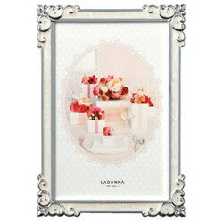 【製品仕様】外寸：115×166内寸：104×155窓寸：89×140材質：亜鉛合金、シルバーメッキ、クリスタル、エポキシブライダルギフトとしてはもちろん、自分の部屋にも置きたくなる、かわいいデザイン。
