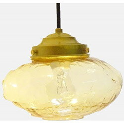 引掛けシーリング式口金：E26　LEDクリア電球付消費電力：7W　明るさ：810lm(60W相当)コード長：50cmガラス部分、手作り製品につき微妙にバラツキがあります。サイズセード径φ220×115、コード長500本体重量2.5kg光色電...