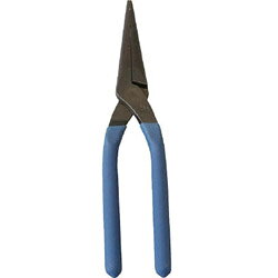 ■口先が細いので銅板の細工加工が楽にできます。■グリップ付です。■折り曲げ加工・ツブシ加工など板金加工全般に使用できます。【用途】・折り曲げ加工・ツブシ加工等板金加工全般。【仕様】・全長（mm）： 190・口先長（mm）： 60・切断能力（...