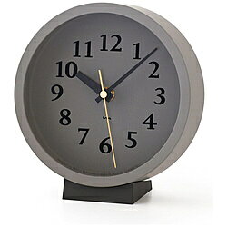 『m clock』視認性の良い置型時計の電波時計。小ぶりな盤面に小気味よく数字をちりばめた置き型の電波時計です。針の長さや太さ、数字のサイズ、色の構成などを吟味し、見やすく心地よい佇まいの時計となりました。真鍮色の秒針が盤面を引き立てます。...