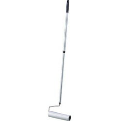 本体・スペア本体本体サイズ幅：210mm、長さ：700〜1080mm用途絨毯・カーペット用入数1本テープサイズ幅210mm