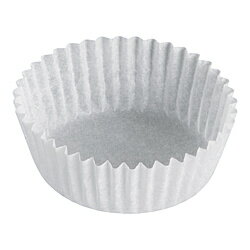 画像はイメージの場合があります。あらかじめご了承ください。チーズタルト作りの必需品！シリコン加工されたパーチメント紙製の丸型スエルケースです。直径80mm×高さ23mmで、500枚入りなので、たっぷり使えます。底径は55mmです。シリコン加...