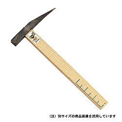 瓦屋根のふき替え作業に最適です。瓦屋根のふき替えの際に使用します。仕様●全長： 300mm●頭全長： 140mm●重量： 380g瓦屋根のふき替え作業に最適です。