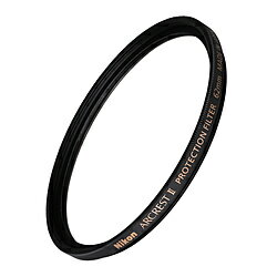 超低反射ARコートの採用と高い光学性能の実現でレンズ本来の描写力に極限まで迫る、高性能保護フィルターです。大切なレンズを保護しながら、画像への影響を最小限にとどめる高い光学性能を実現。新たに帯電防止コート処理をフィルター前面に施し、静電気に...