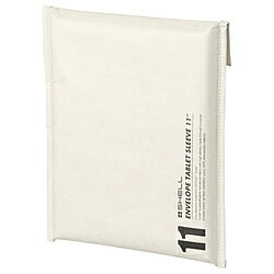 米国デュポン社のTyvek（R）を使用した、紙のような風合いのおしゃれなタブレットスリーブです。使い込むことにより、しわや印刷のかすれ等の風合いの変化を楽しめます。10.2～11インチのペンシル／キーボード付きタブレットPCの収納に適してい...