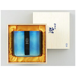 最高級のステンレスカップを、職人技で徹底的に磨き込み、細部にまでこだわって作り上げました。優美に輝く碧がテーブルに高級感を演出。奥深い色合いの器は、見た目からも爽快感を得られます。使い込むうちに独特の風合い・味わいが出てくるのも魅力の一つ。...