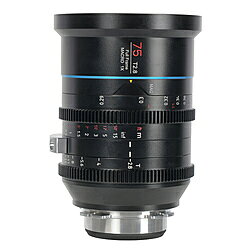 絞り値T2.8は被写界深度を浅くし、映画のようなボケ味を生み出して、背景をソフトにぼかしながら被写体を際立たせることが可能です。最短撮影距離はわずか29cmで、被写体にぐっと近づくことが可能。レンズにはコーティングが施され、グレア除去の対策...