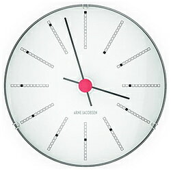 デンマーク国立銀行を設計した際トータルデザインに基づいたウォールクロックです。現存する希少なオリジナルクロックを入手し忠実に再現されたバンカーズクロックは、ケースとの一体成型を実現した文字盤が、独特の立体感を演出しています。12のブロックで...