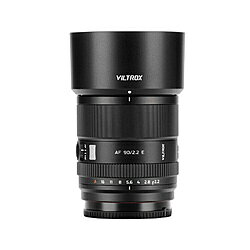 製品概要「Viltrox AF 90mm F2.2 EVO」は、APS-Cユーザーのために設計された軽量中望遠AF単焦点レンズです。APS-Cカメラ装着時には35mm判換算で約135mm相当の画角となり、人物を自然に引き寄せ、背景を大きくぼ...