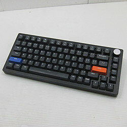 〔中古品〕〔商品ランクB〕〔付属品〕クイックガイド、予備交換用スイッチ×3、予備白軸×2、キートップ外し、USBケーブル〔メーカー〕DrunkDeer 〔ジャンル〕PCオプション 〔種類〕ゲーミングキーボード 〔特徴1〕テンキーレス、82キ...