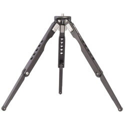 Leofoto ミニ三脚。全伸長：180mm、段数：2段、耐荷重量：5kg、重量：162g本体重量(kg)0.162伸長（全高）180mm最低高30mm縮長143mm段数2段最大荷重5kg付属品専用メンテナンス工具、専用ケースLeofoto...